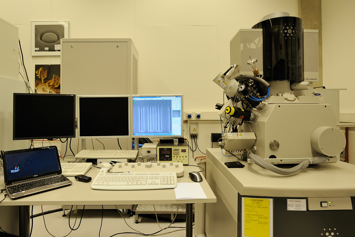 FEI Helios Nanolab 600 - AMOLF