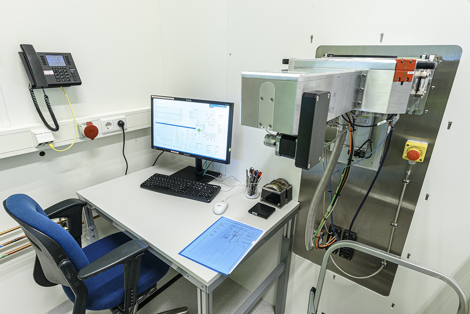 E-beam PVD system Polyteknik E-Flex - AMOLF